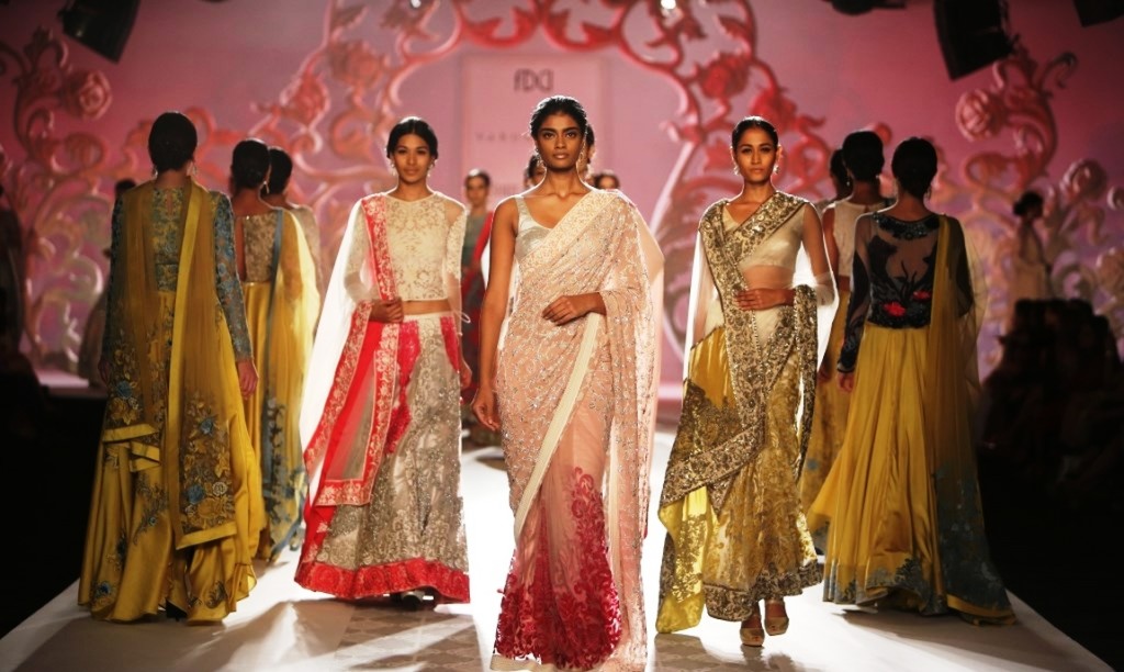 Designer Varun Bahl’s Couture collection 2014 for modern Indian Women